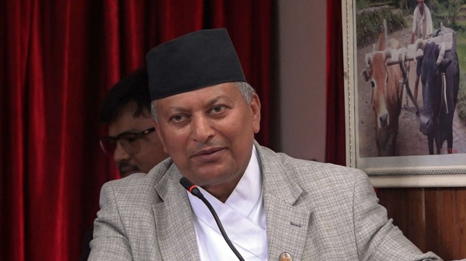 सहकारी क्षेत्रलाई भ्रमित पार्न नराम्रा भाष्यहरु खडा गरिँदैछः मन्त्री अधिकारी | Bittiya Post